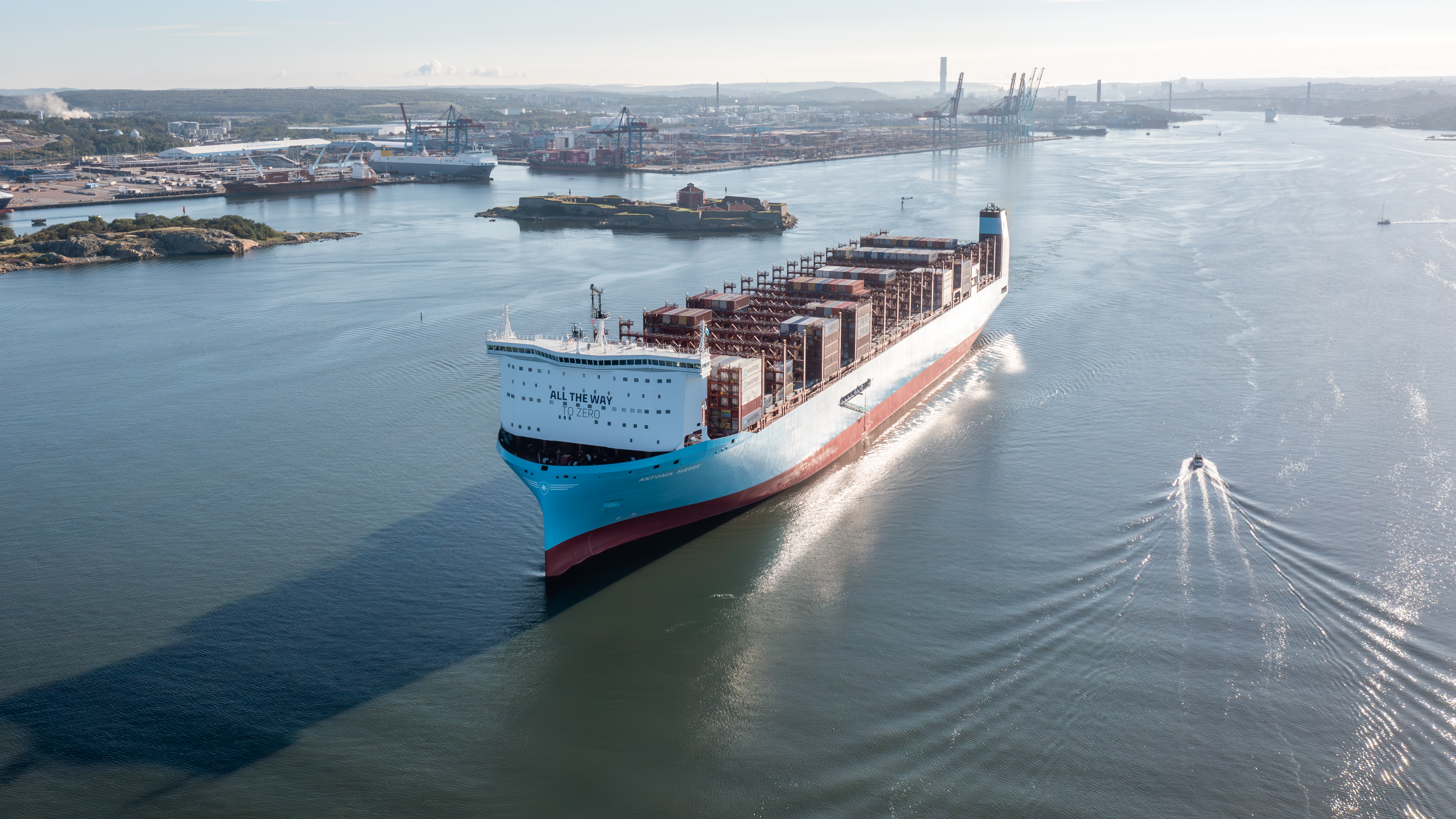 Största metanoldrivna containerfartyget nu i regelbunden trafik ...