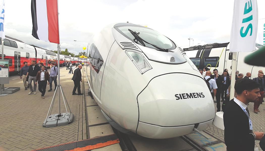 Siemens Mobility presenterade Egyptens första höghastighetståg på ...