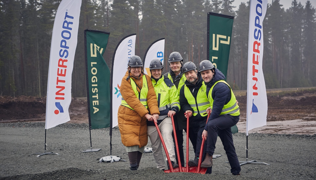 Första spadtaget för Intersports nya centrallager i Forserum ...