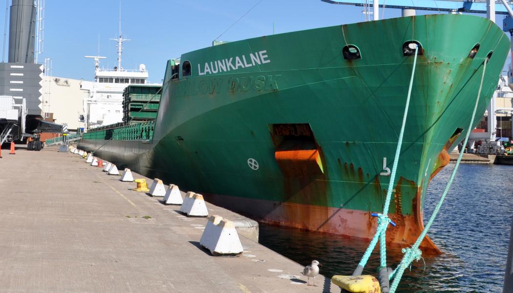 Vintervärme lossas i Helsingborgs Hamn | TRANSPORTochLOGISTIK.se